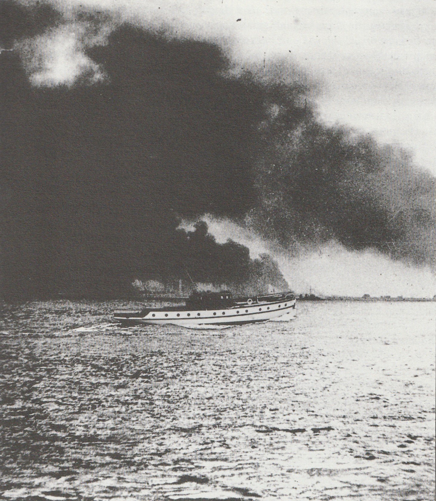 The Remarkable Story of Commander Charles Lightoller DSC & Bar RNR ...